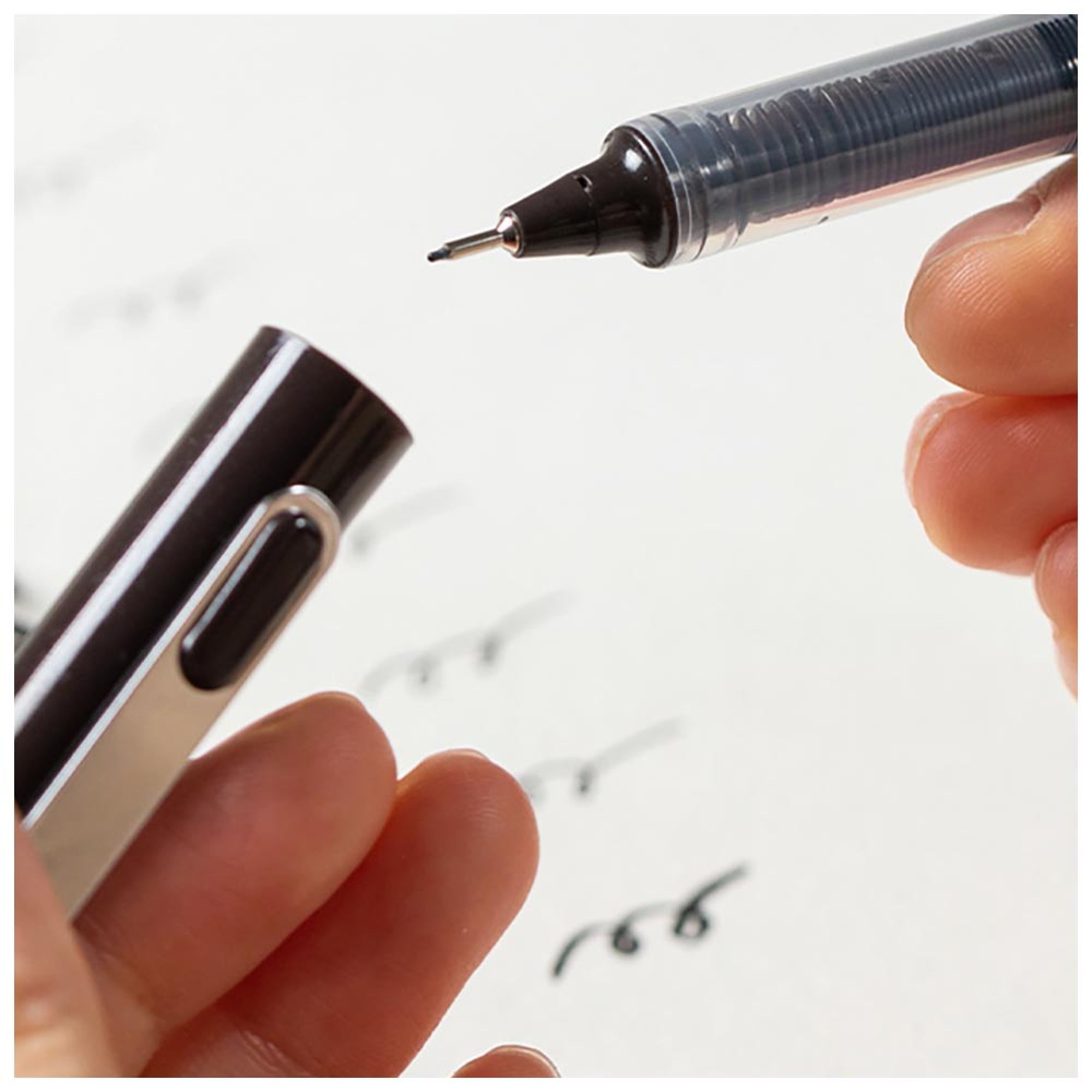 Liner pigment, varf 0.15-0.55 mm plus pensula, DMAST by Pebeo, 10 buc ...